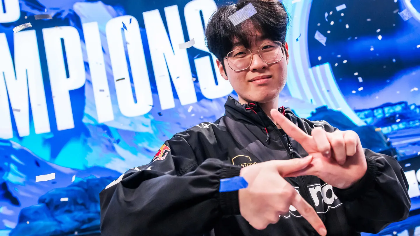 Zeus is the new top laner for Hanwha Life Esports. LoL news - eSports ...
