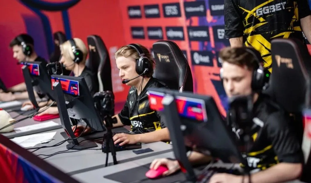 BLAST Premier Fall Final 2023 started with a defeat for NAVI against ...